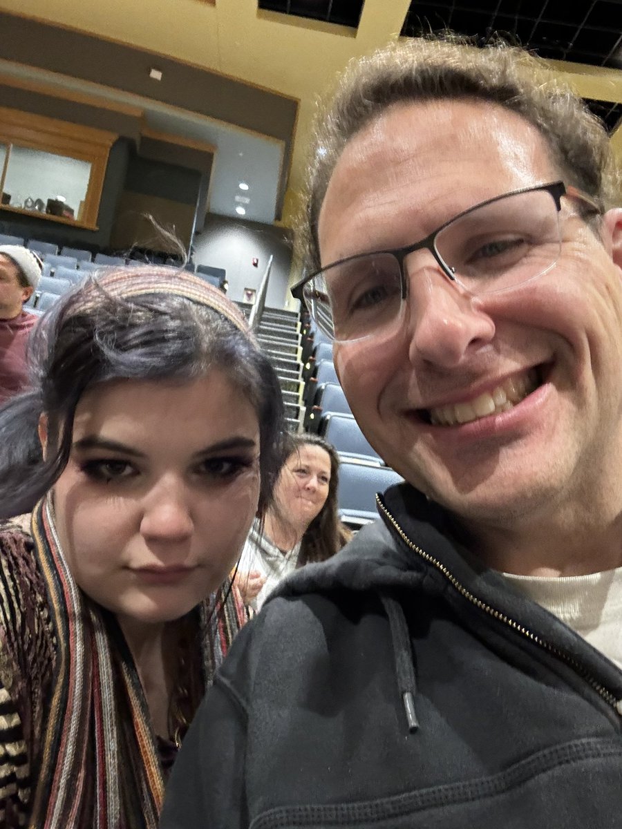 Elizabeth Coogan's Instagram, Twitter & Facebook on IDCrawl