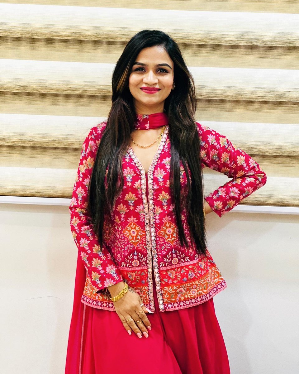 હું એટલા માટે હંમેશા ખુશ રહી શકુ છું, કારણ કે હું મારી સરખામણી ફકત મારી ...