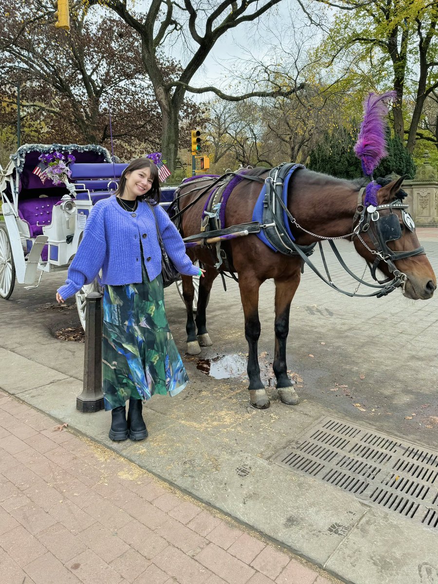 水星の魔女 ニューヨークへ行く [399583221]