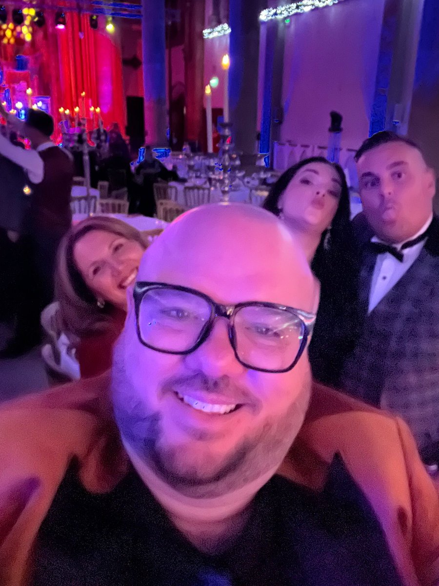 Toni Singleton's Instagram, Twitter & Facebook on IDCrawl