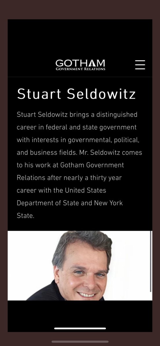 This man wearing a green jacket was berating and harassing a halal cart ...