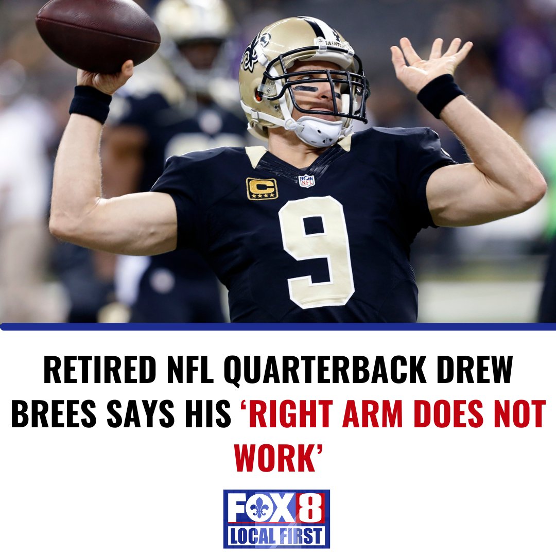 Drew Brees Throwing A Football