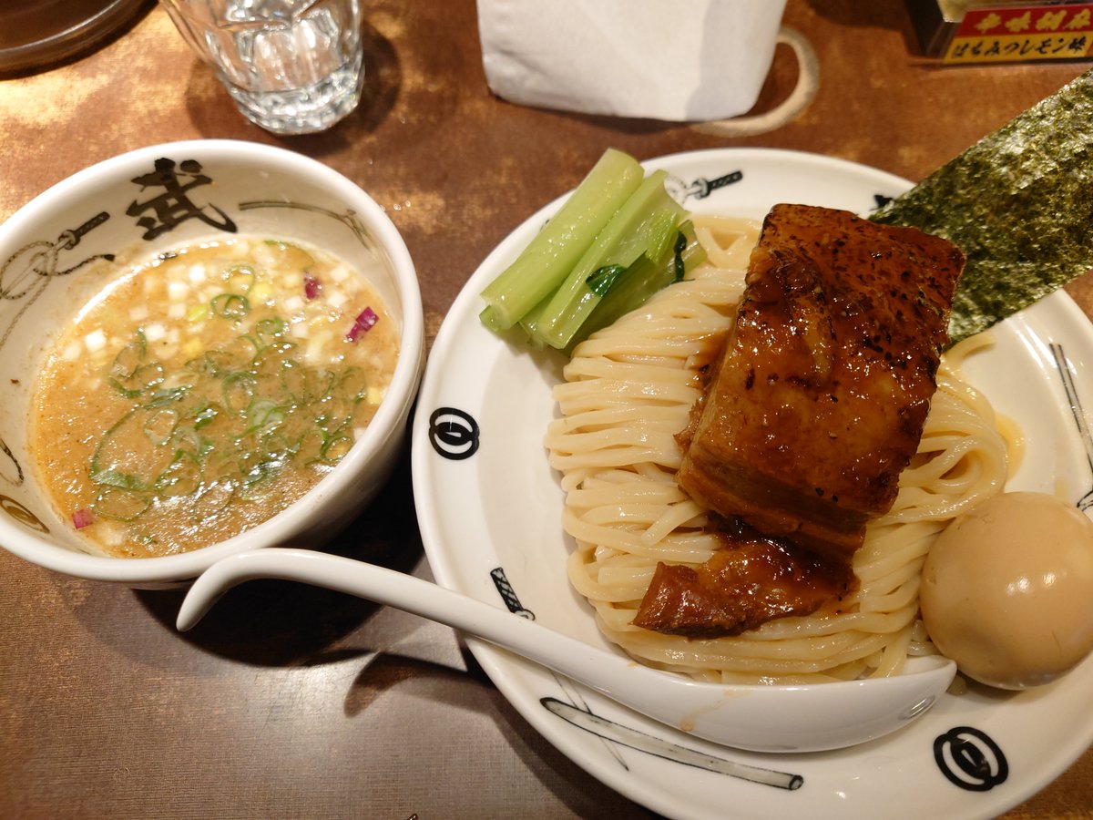 STARAVID広報@C103 1日目 東6 セ-03b(@staravid_info) - Twilog