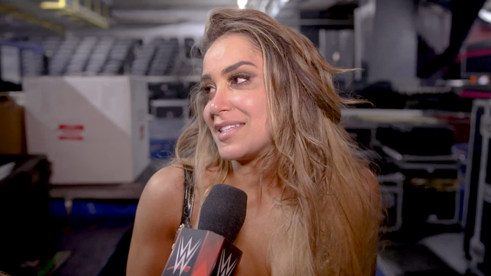WWE on Twitter: "EXCLUSIVE: @WWE_Aliyah had a dream come true competing live on #WWERaw tonight ...