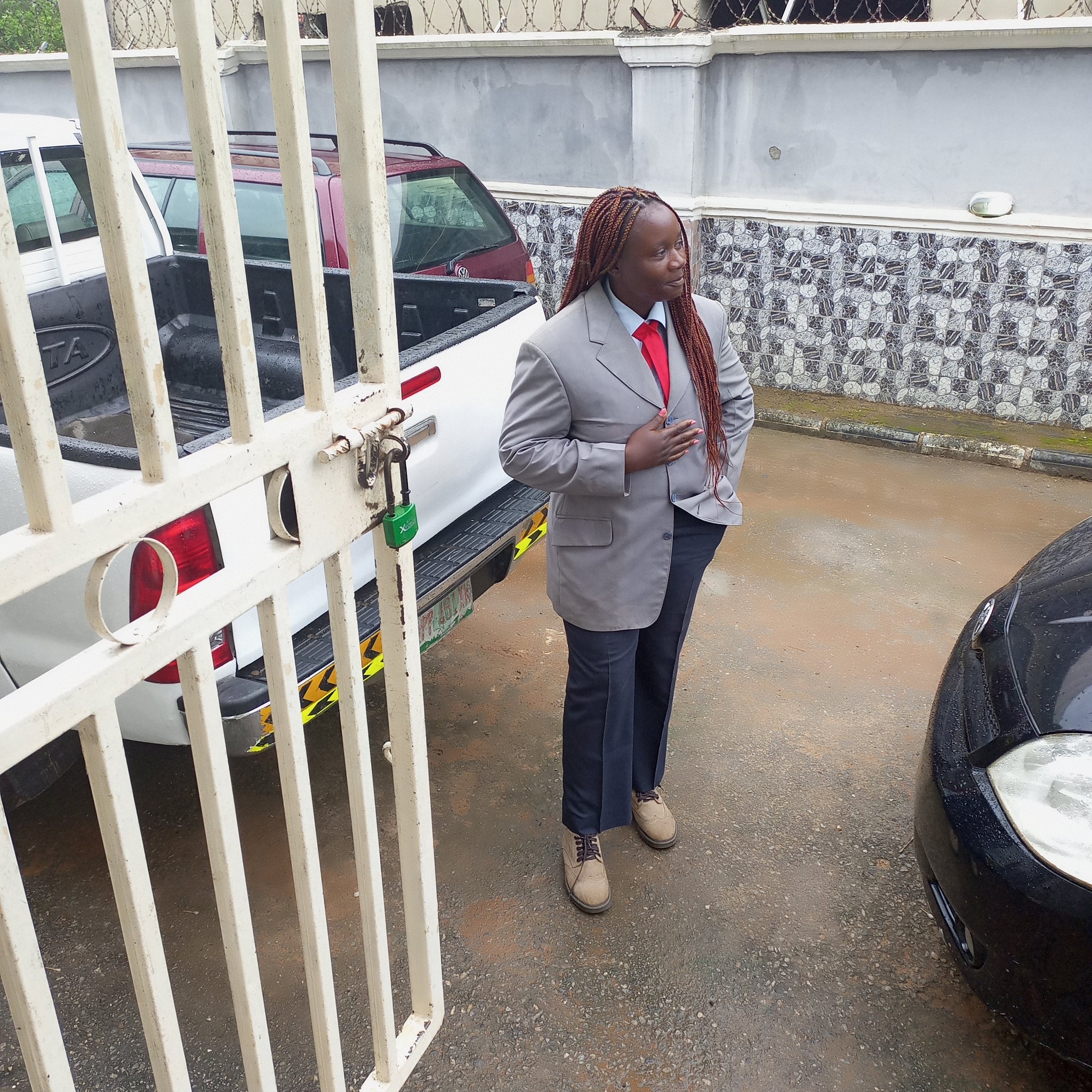 Evang Okonta Chineme (Ada Buhari 1 of 🇳🇬) on Twitter: "The new fashion...😜😜 https://t.co ...