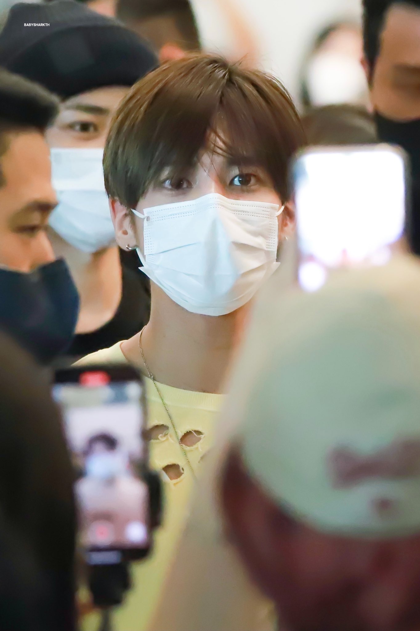 BabyShark_TH on Twitter: "220823 잘 쉬세요~💛 #태현 #TAEHYUN #투모로우바이투게더 #TOMORROW_X_TOGETHER #TXT @TXT ...