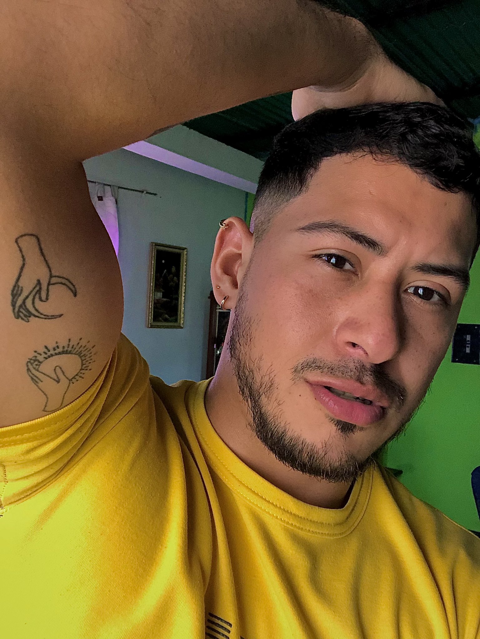 -A on Twitter: "Objeto o pastel https://t.co/DFQaC1YJC4" / Twitter