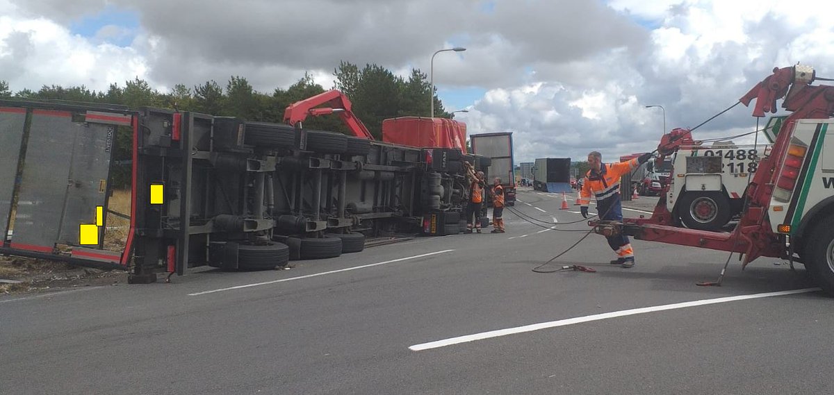 National Highways: South-West's tweet - "@wiltshirepolice @EH ...