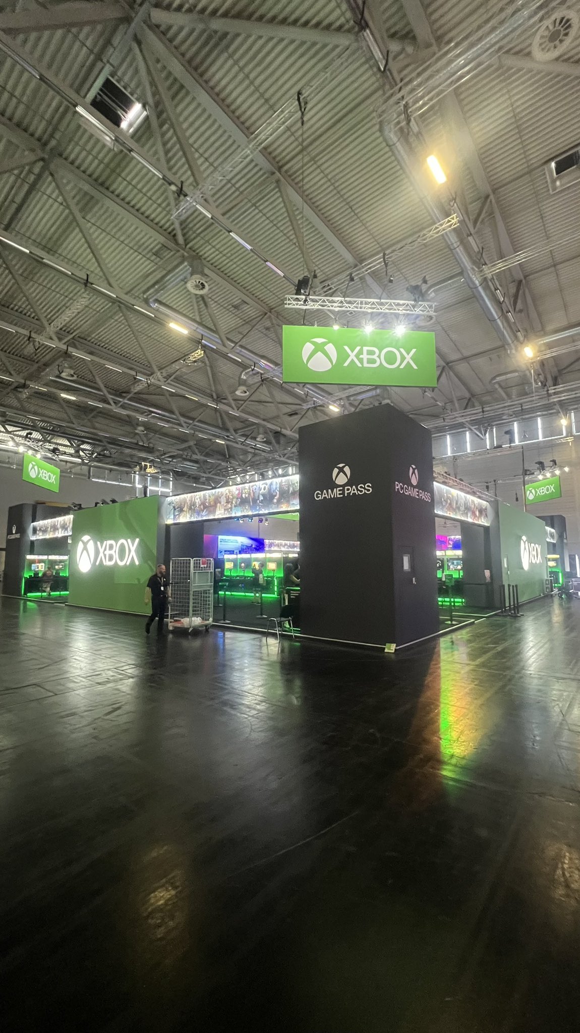 Aaron Greenberg ️ gamescom on Twitter: Aaron Greenberg ️ gamescom on Twitter: