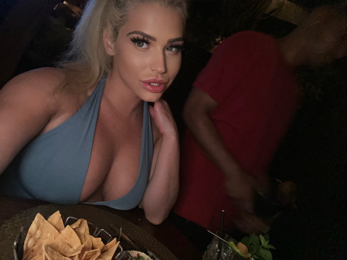 Spencer Scott(NYC SEPT27-OCT 3RD) 🫶☀️🙋‍♀️💁‍♀️ on Twitter: "Last night waiting for u at dinner ...