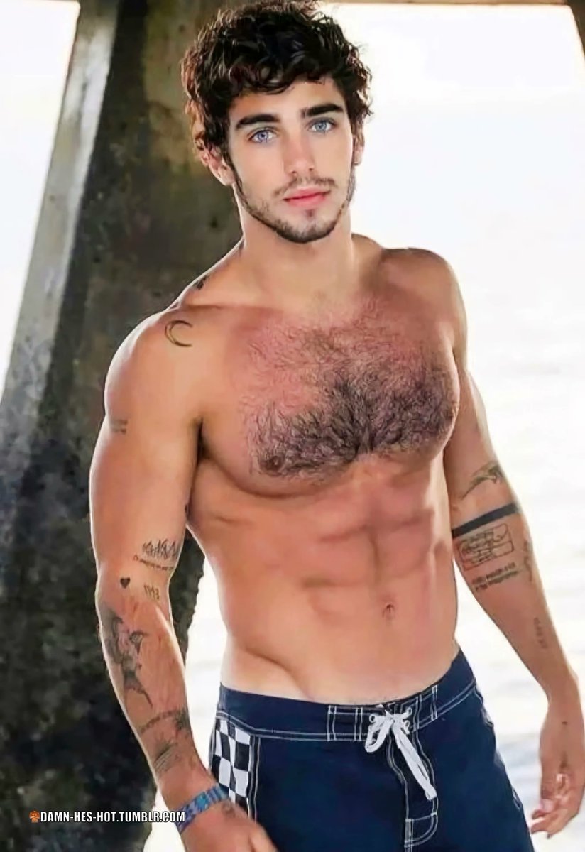 Damn Hes Hot On Twitter Damn Hes Hot Follow For Daily Pics Of Hot
