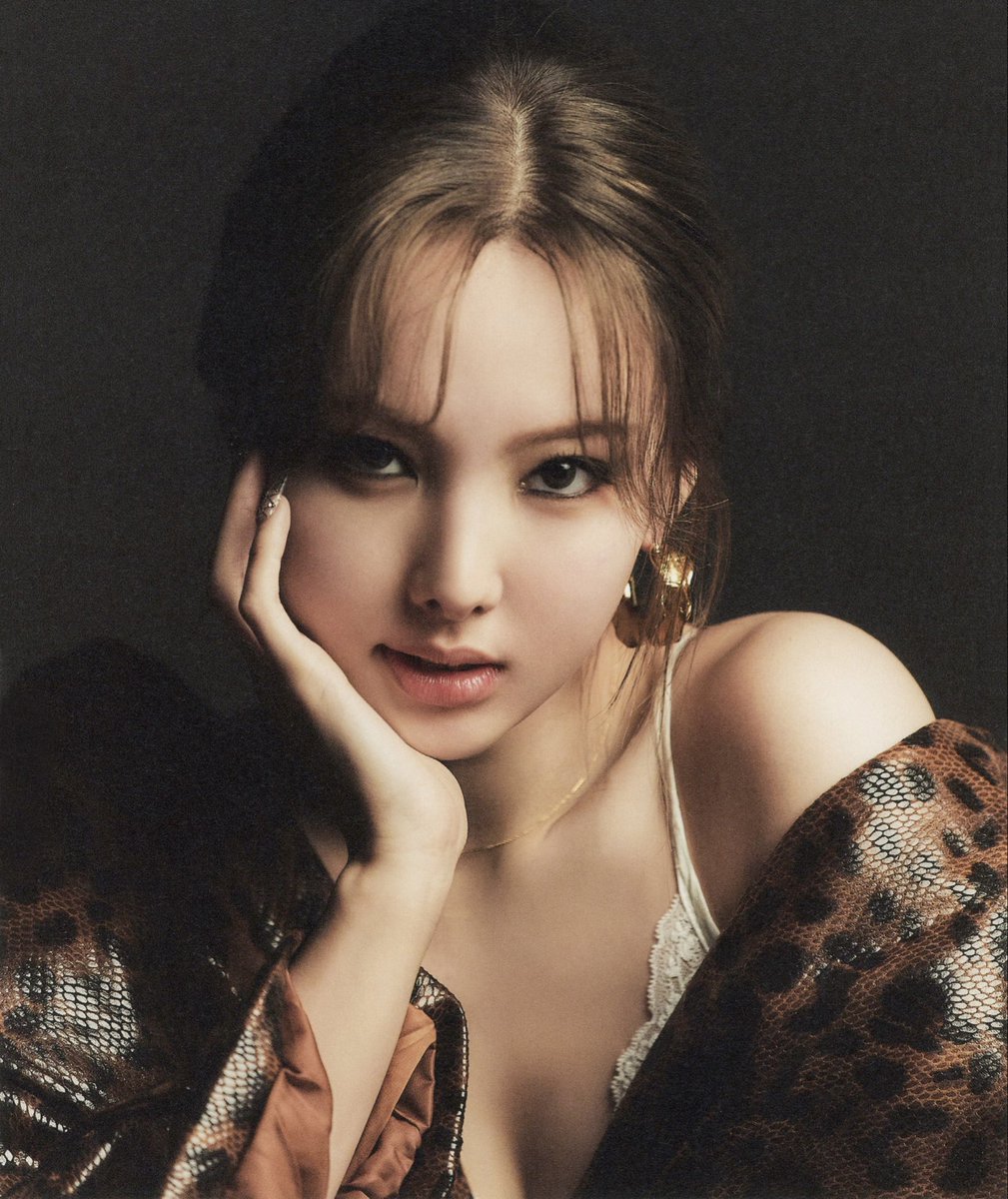 TWICE TURKEY #TalkThatTalk on Twitter: "[220823] Nayeon “POP!” (@JYPETWICE) ve Jennie “SOLO ...