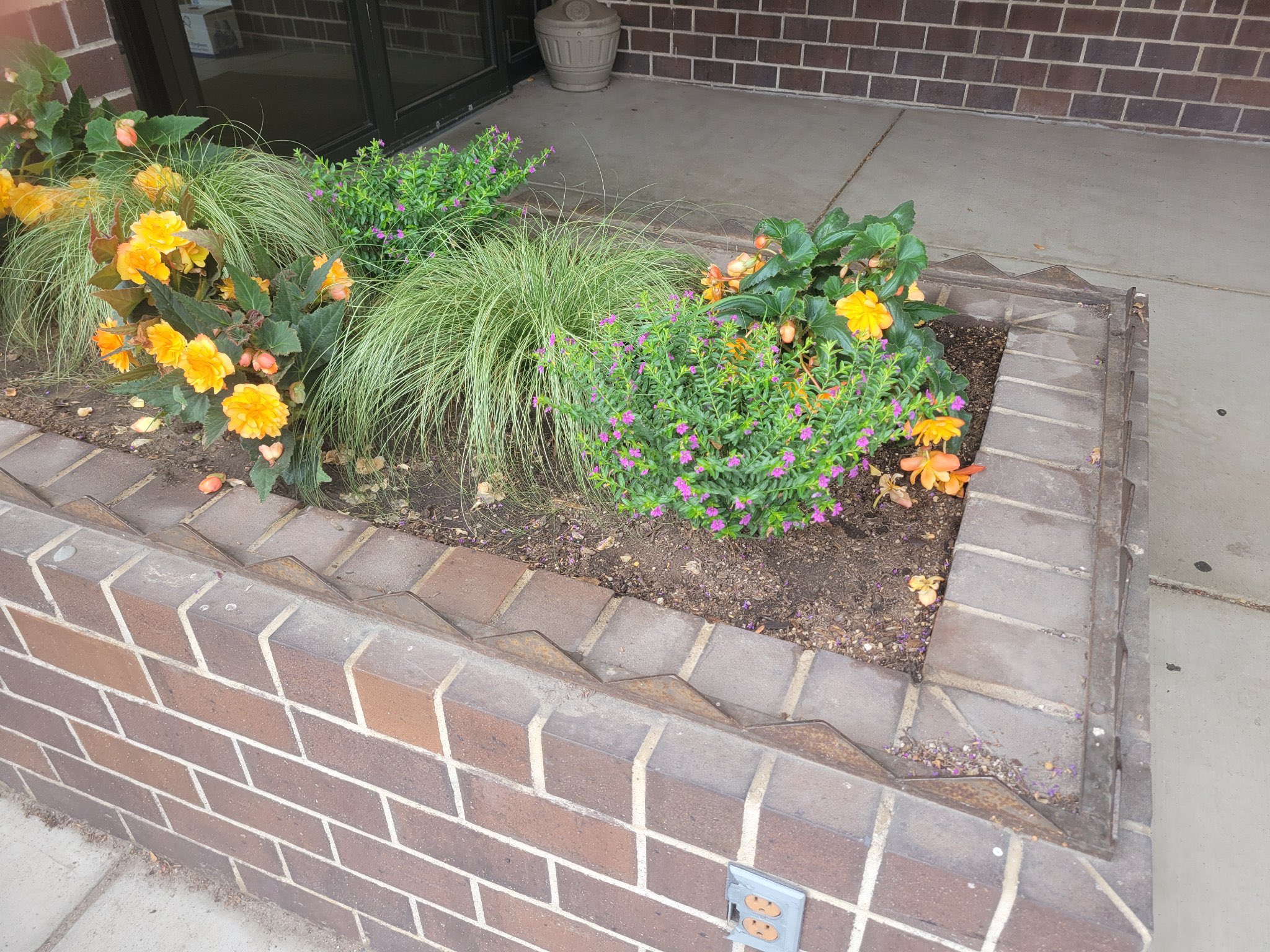 Hostile Design on Twitter: Hostile Design on Twitter: