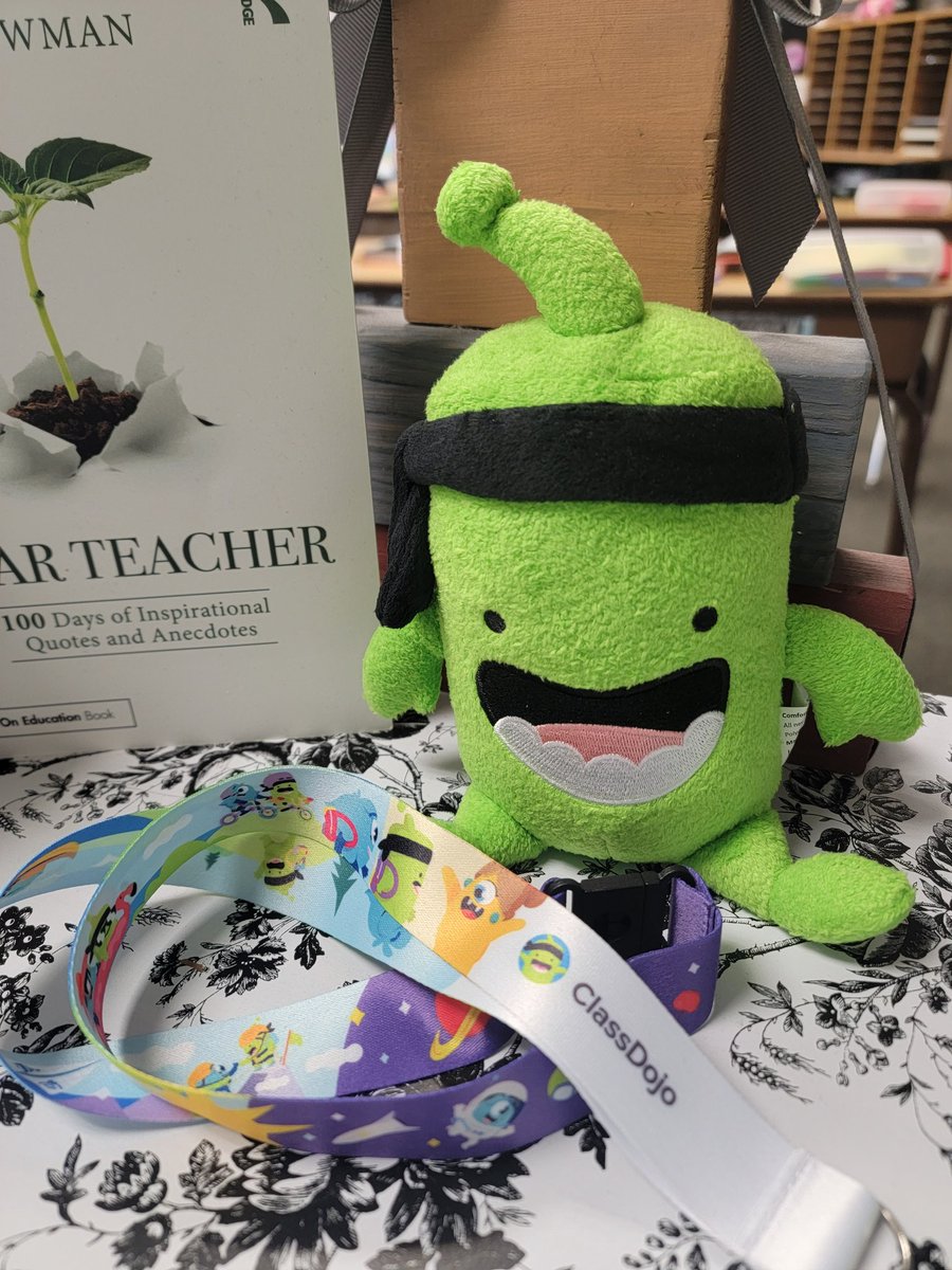 ClassDojo on Twitter: "RT @jcae2008: Thank you @ClassDojo for the awesome swag!! Look forward to ...