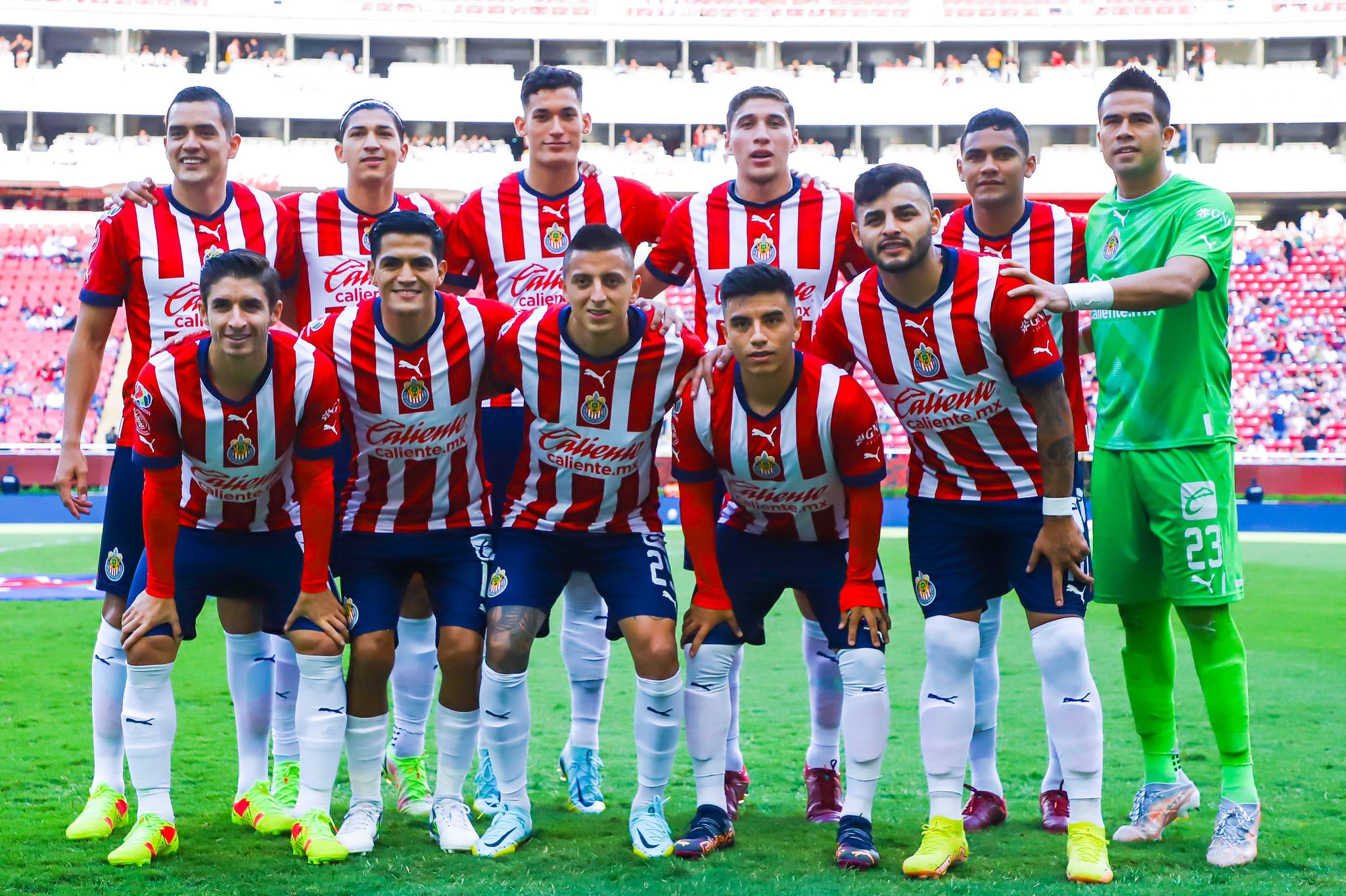 Chivas Team Players Liga MX: Chivas Among Title Faves; 'Tuca' Wins