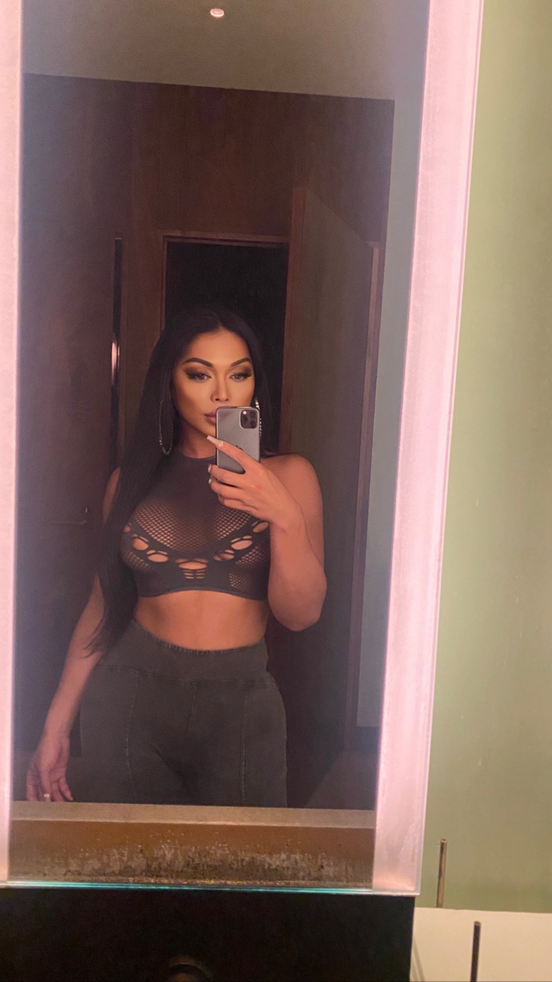 TS Pinay Asian Skittles in Ferndale Detroit on Twitter: "😉 https://t.co/EGblJlVFhJ" / Twitter