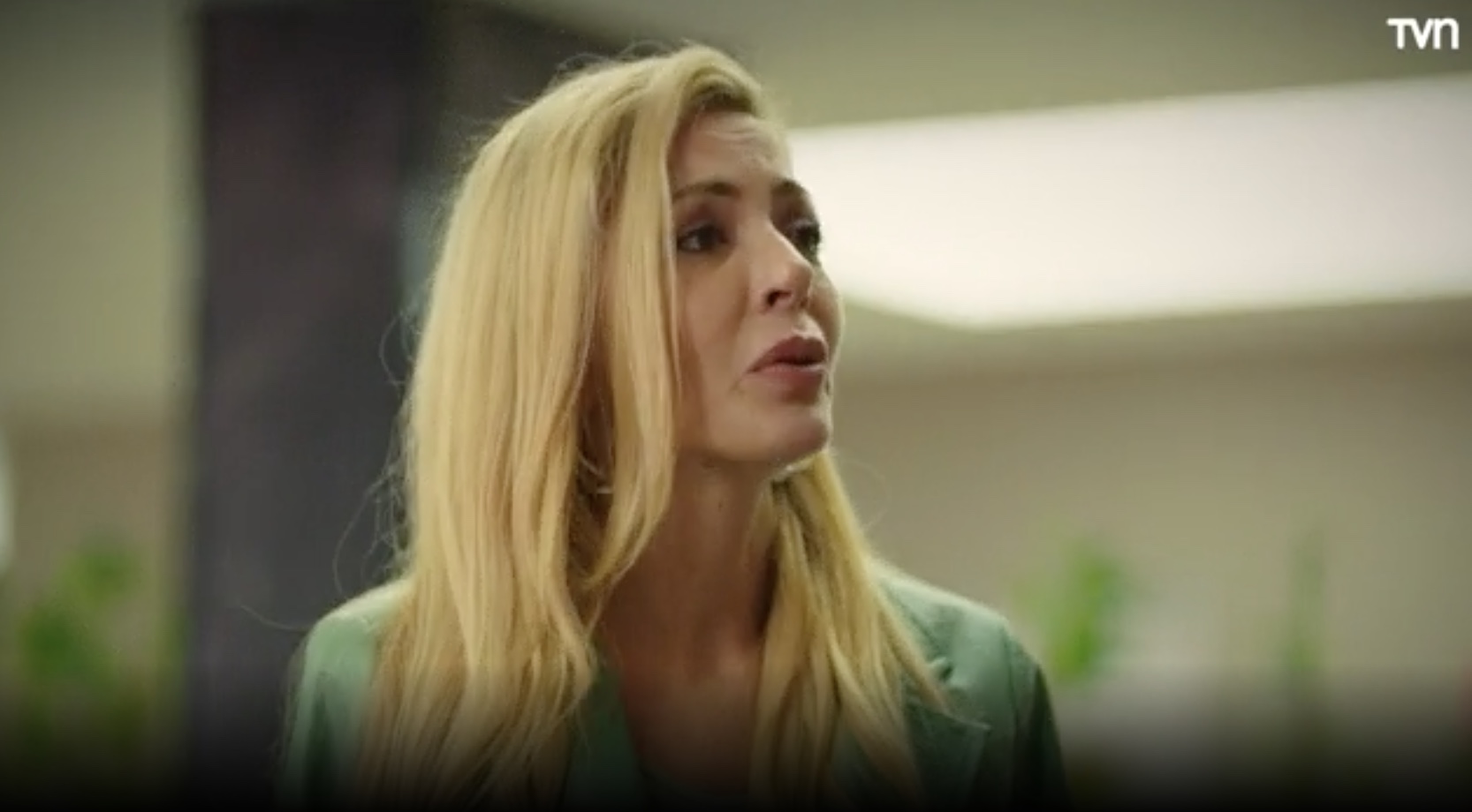 TVN on Twitter: "🔴 ¡Hoooooola! ¡Sigue Todo por mi familia! 👩🏻‍💻 Comenta con #KaanYSusenEnRiesgo ...