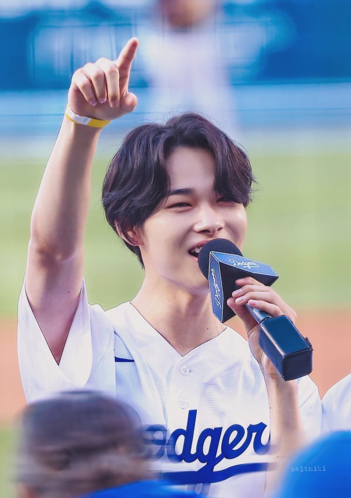 aki 𓅭 on Twitter: "i just want to ask tenten kung bakit hindi nyo pa ako ambassador https://t.co ...