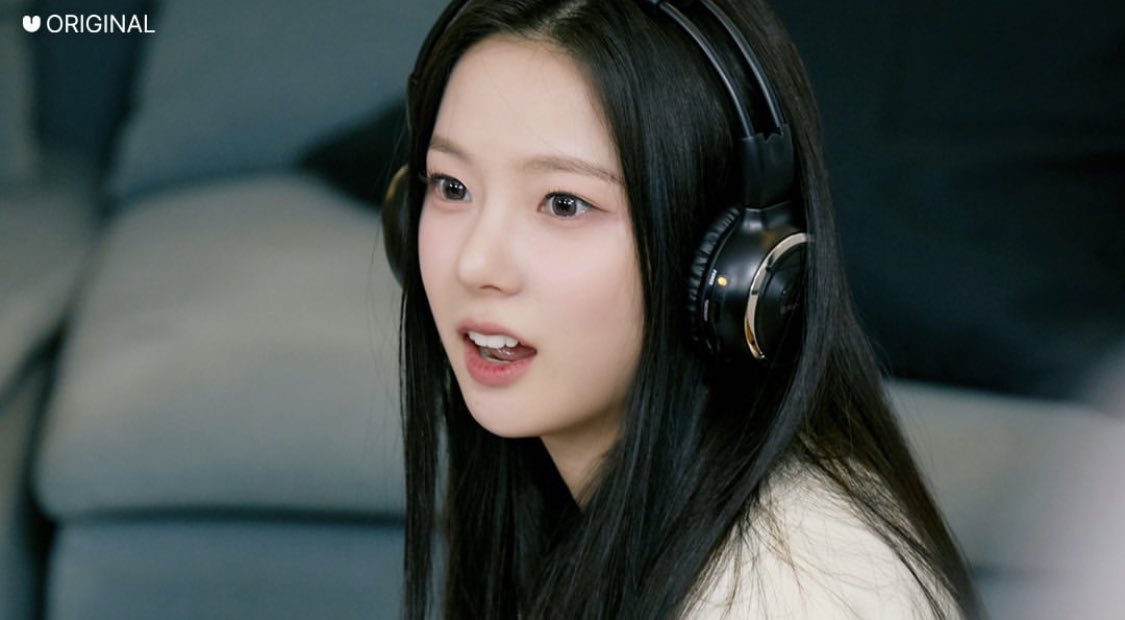 시로 on Twitter: "kep1er parasite behind the scene photos https://t.co/Bp8g97kU8Q" / Twitter