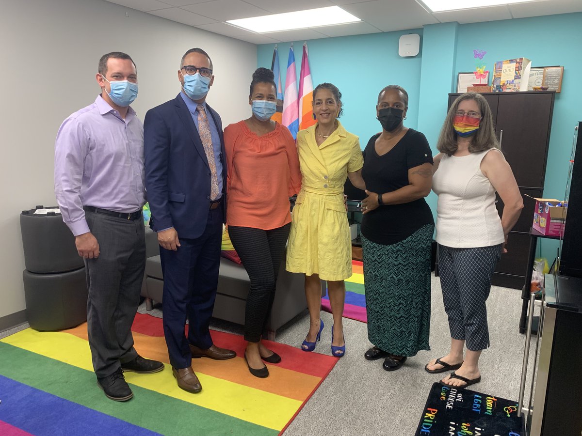 WDPH on Twitter: "RT @ACM_Batista: Touring @AIDS_Worcester new facility on Southbridge St ...