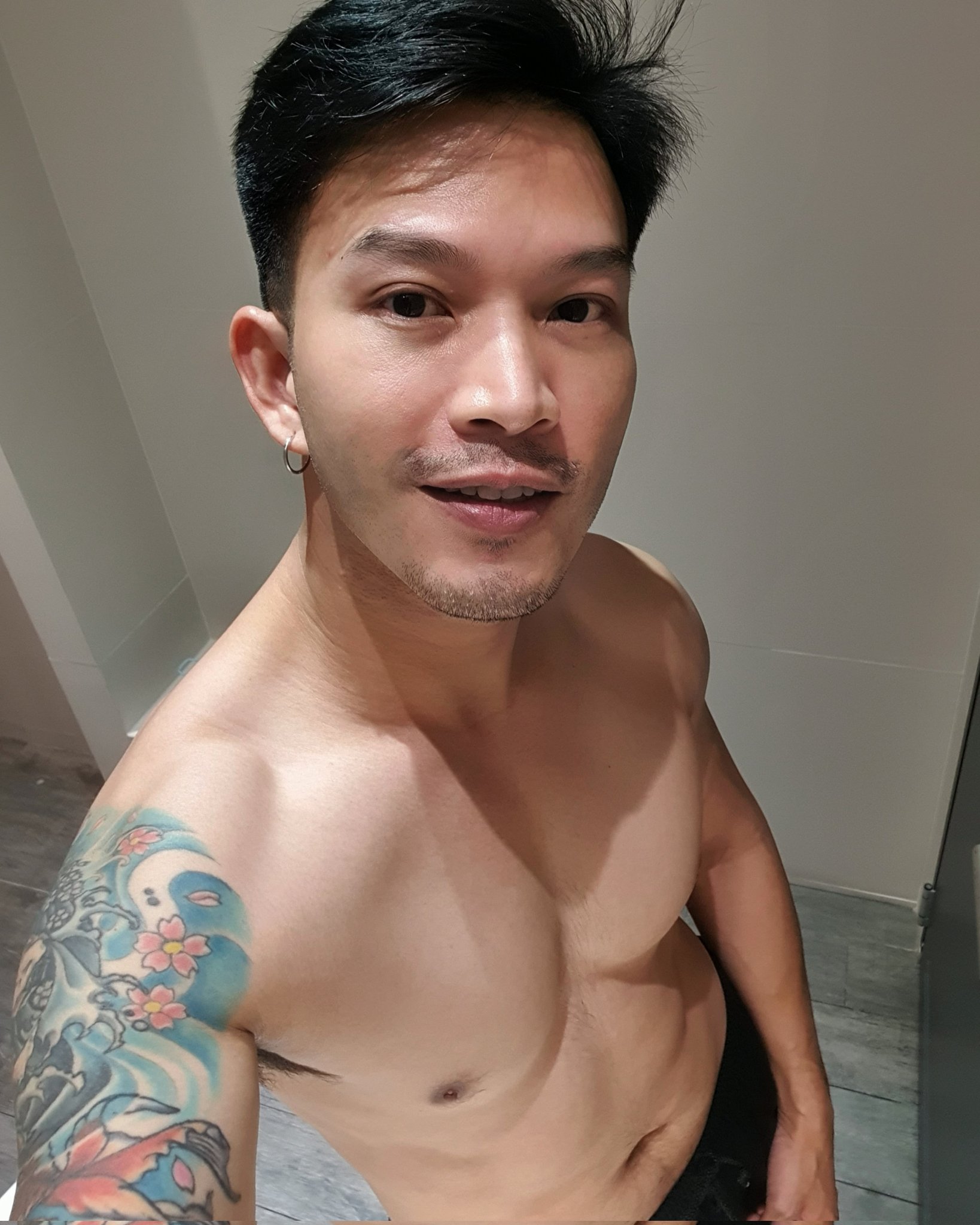 Tump_Attapon on Twitter: "😉 https://t.co/ALlbxIFquw" / Twitter