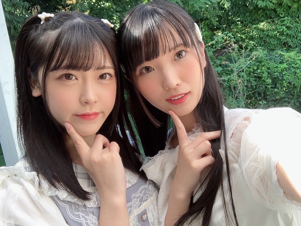 にしやん@AV女優応援♂ on Twitter: "RT @77_kisaki: あかりちゃんと写真撮った！！仲良し😤😤😤"