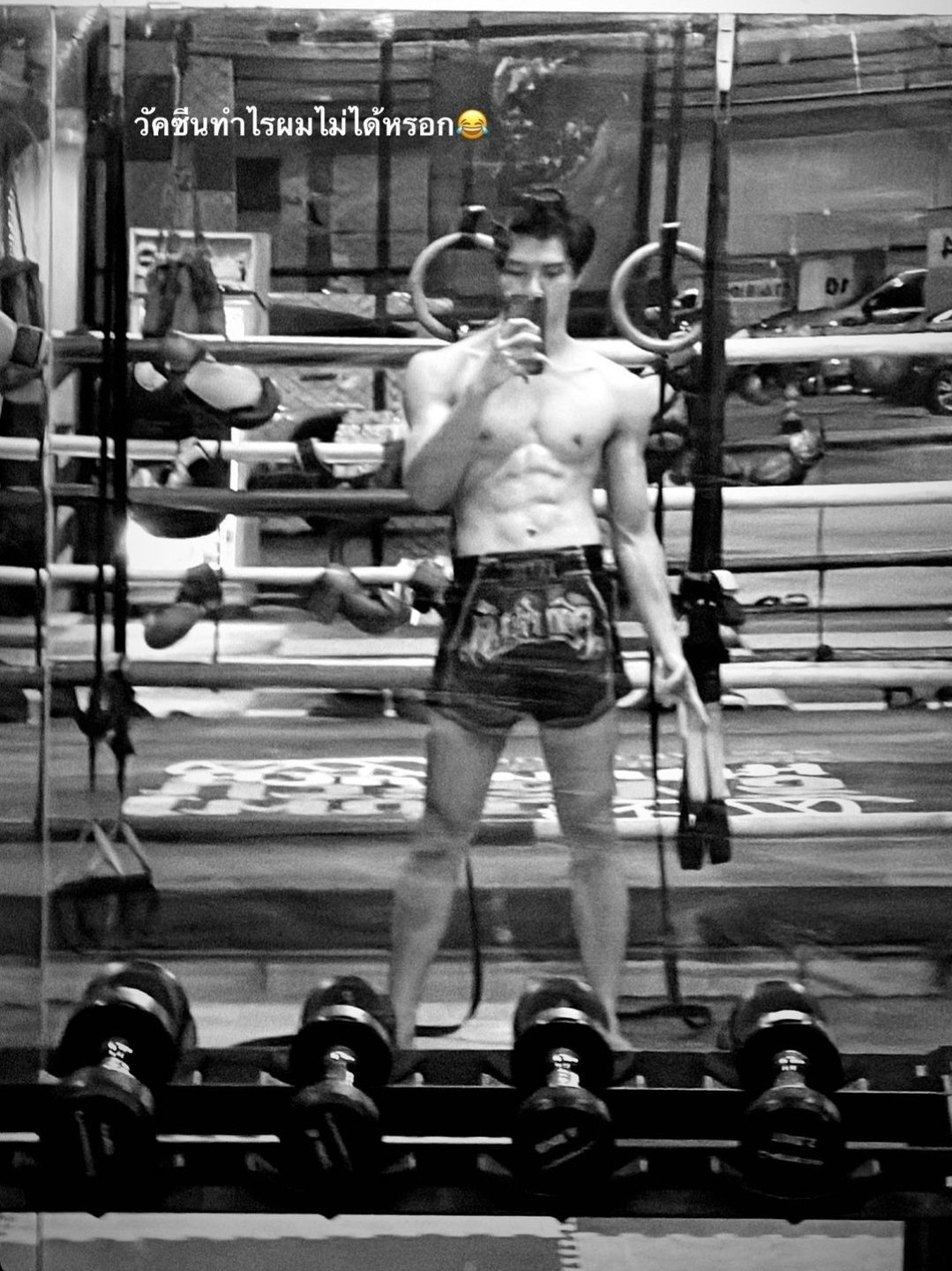 Pam 👻🎃 on Twitter: "Idk maybe I need a shirtless thread hahaha #longlee https://t.co/NQVy2efa1y ...