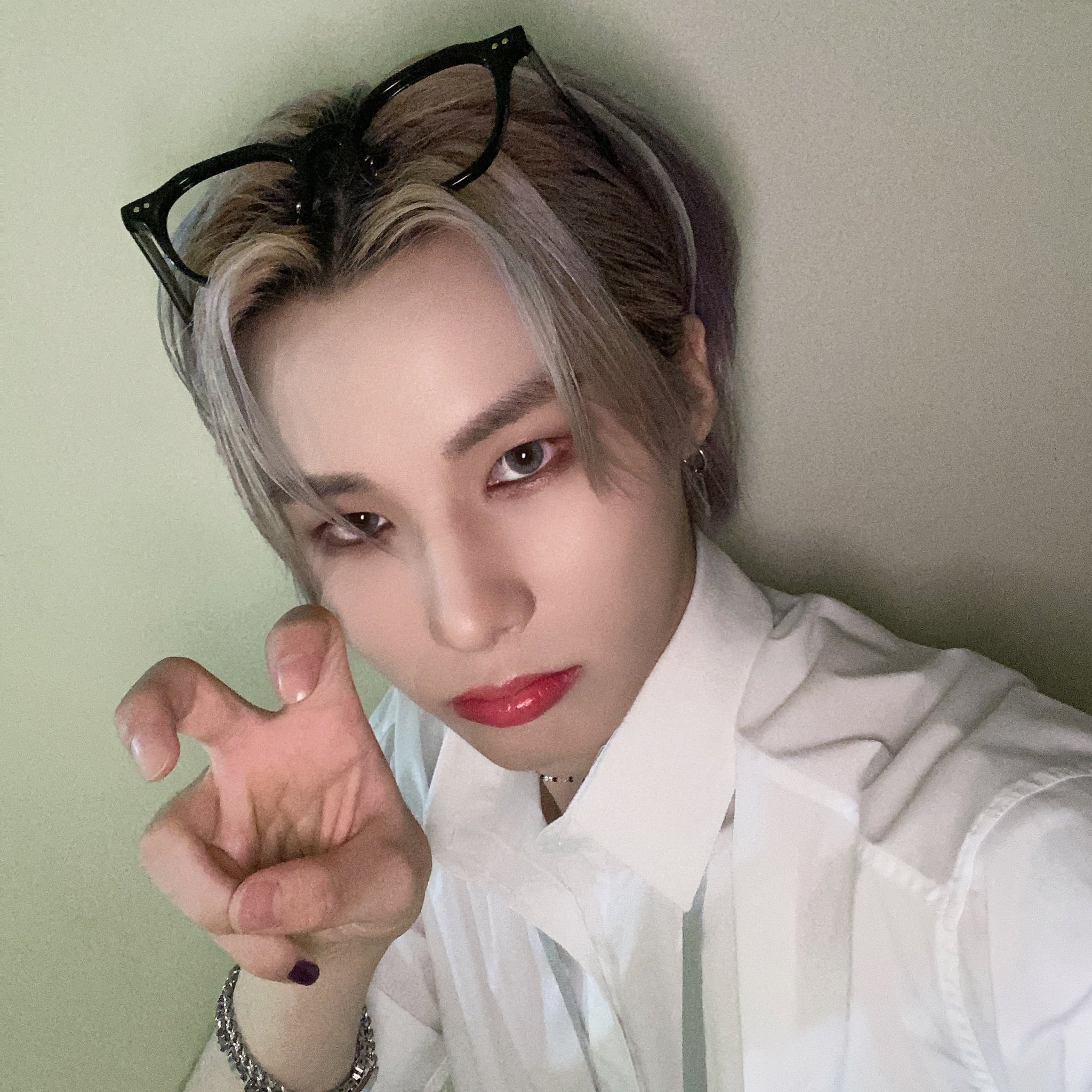 E'LAST(엘라스트) on Twitter: "쿠앙🦊 링이들 사랑한다9! #elast #엘라스트 #wonhyuk #원혁 https://t.co/KDgxBEhDte ...