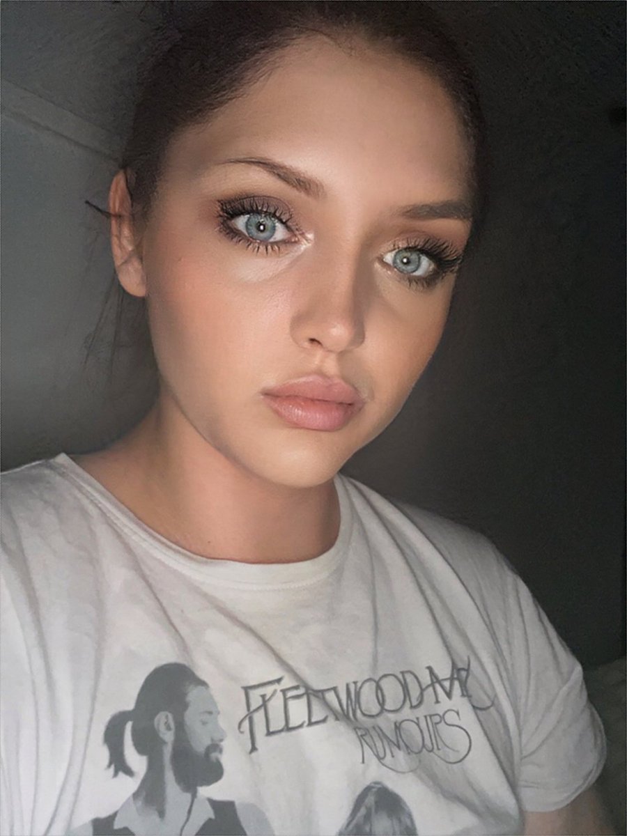 Feet RT PROMO 57.4K on Twitter: "RT @worship_lucy: I want some weak bitch to entertain me whilst ...