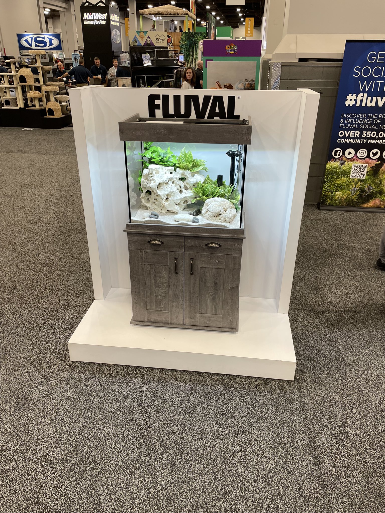 Rolf C Hagen Inc (@RolfC_Hagen_Inc) / Twitter