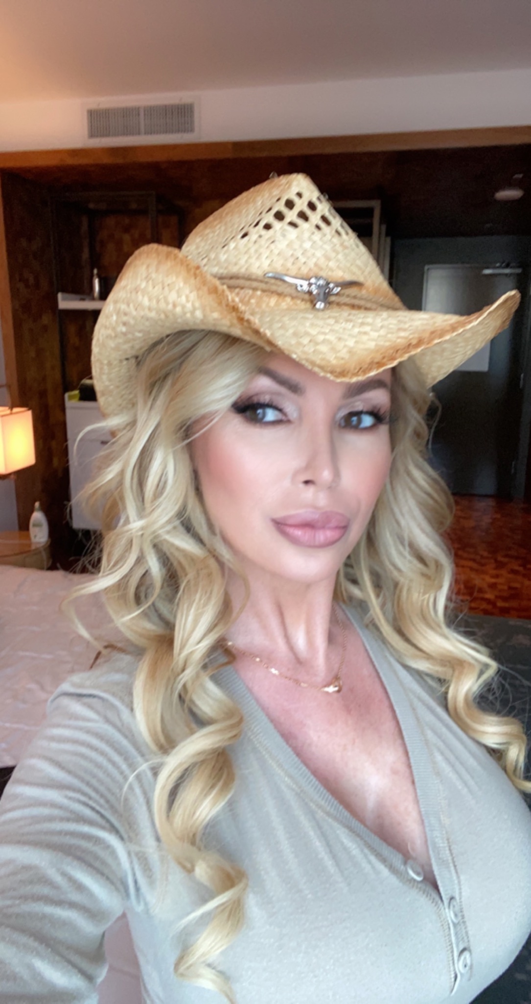 TW Pornstars - NIKKI BENZ. Twitter. Your cowgirl is here. Where my ...