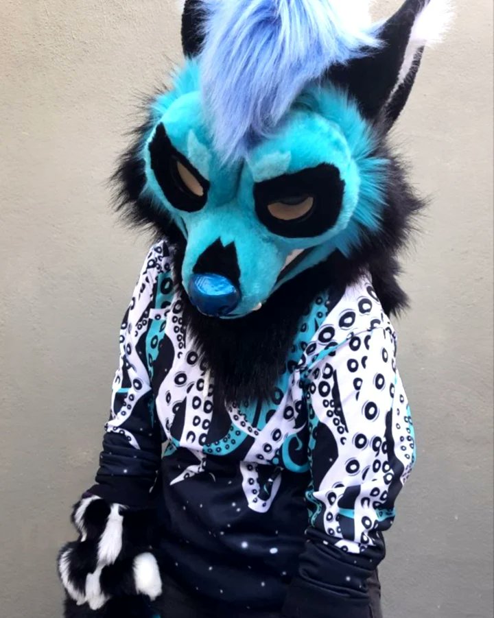Coby Wong on Twitter: "@MadeFurYou Hello! Coby Wong here :3 fursuit maker for 10 years, and I'm ...