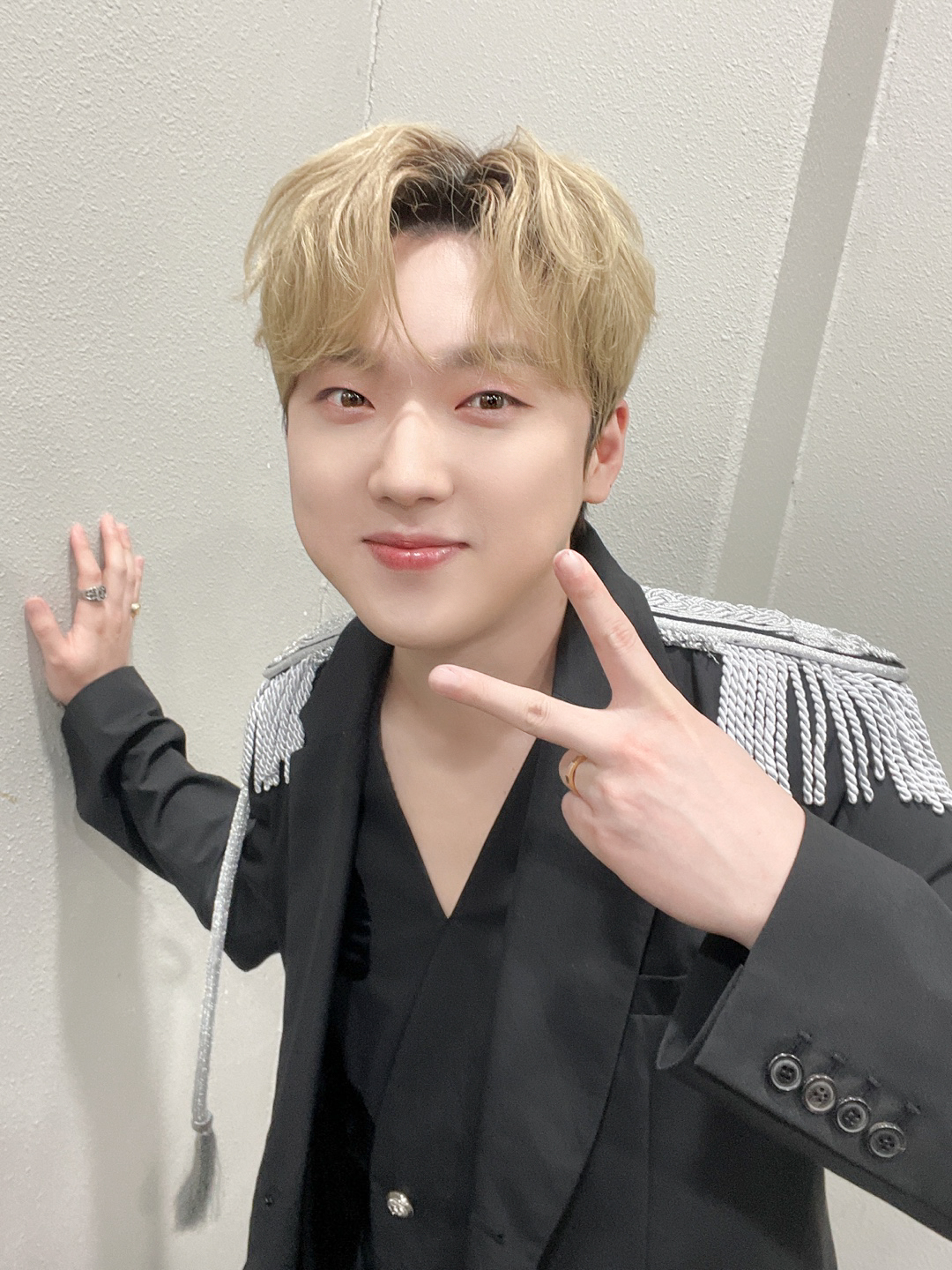 Forestella on Twitter: "#강형호 #고우림 #배두훈 #조민규 https://t.co/HEcBpIzZtW" / Twitter