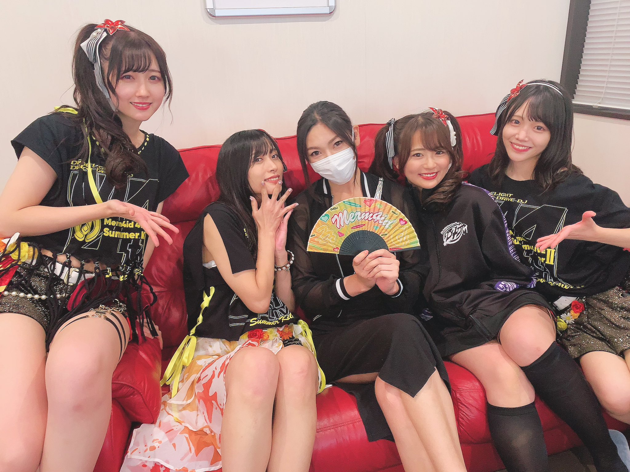 RAYCHELL👠12/30単独ライブ🎤 on Twitter: "マメちゃん〽️ブチ上がり💛 最&高だぜい🌻🌻🌻🌻 #Merm4id_4th #D4DJ https://t.co ...