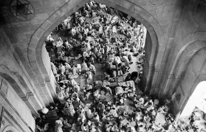 Radcliffe lines :British Lawyer Cyril Radcliffe drew the partition line ...