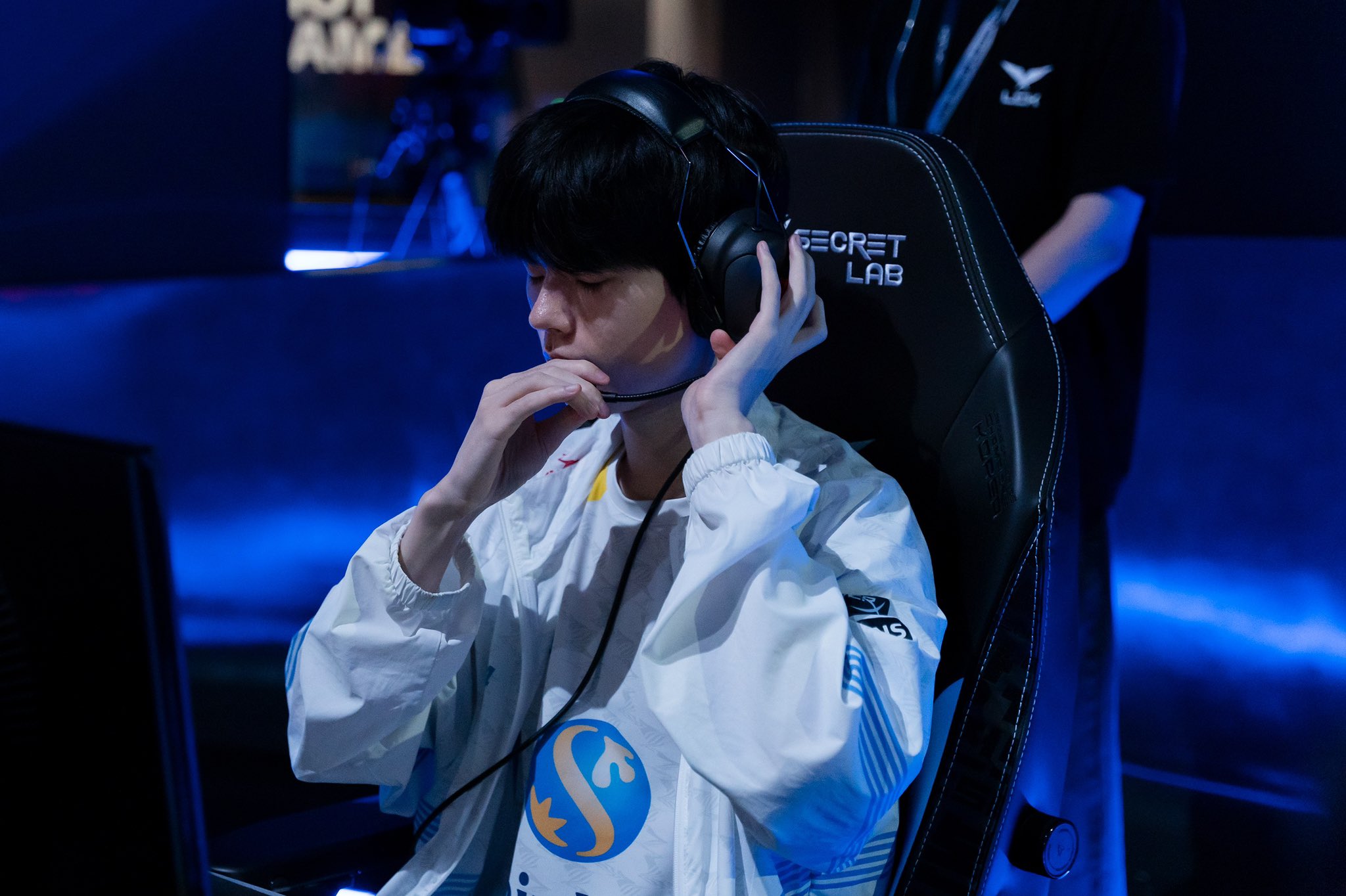 댕🐶 (@DeftFan_) / Twitter