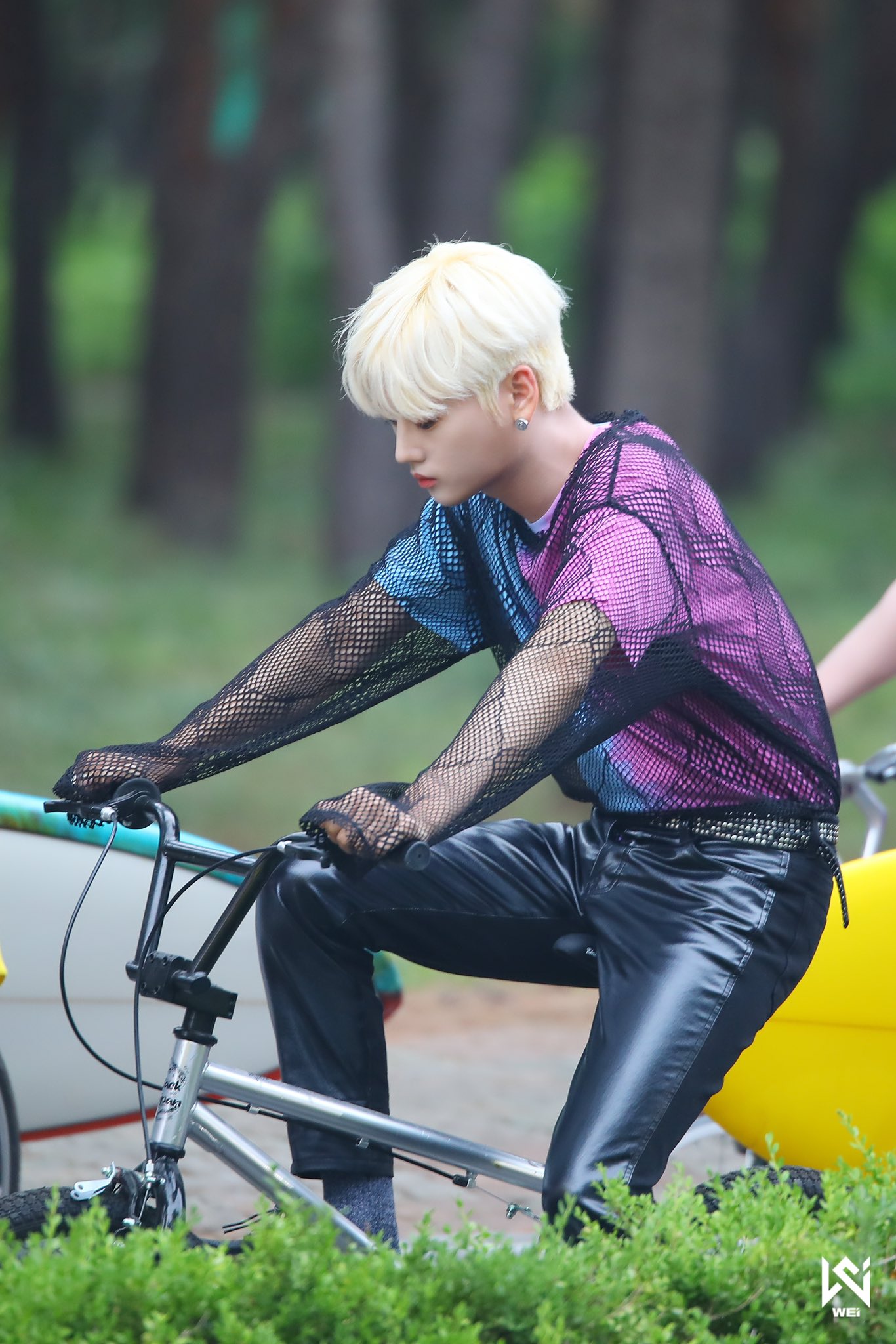 위아이(WEi)_OFFICIAL on Twitter: "WEi Japan 1st Mini Album 『Youth』 'Maldives' Special Photo💙 #위아이 ...