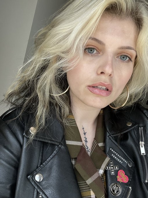 Tw Pornstars Miss Marilyn Ⓥ The Latest Pictures And Videos From