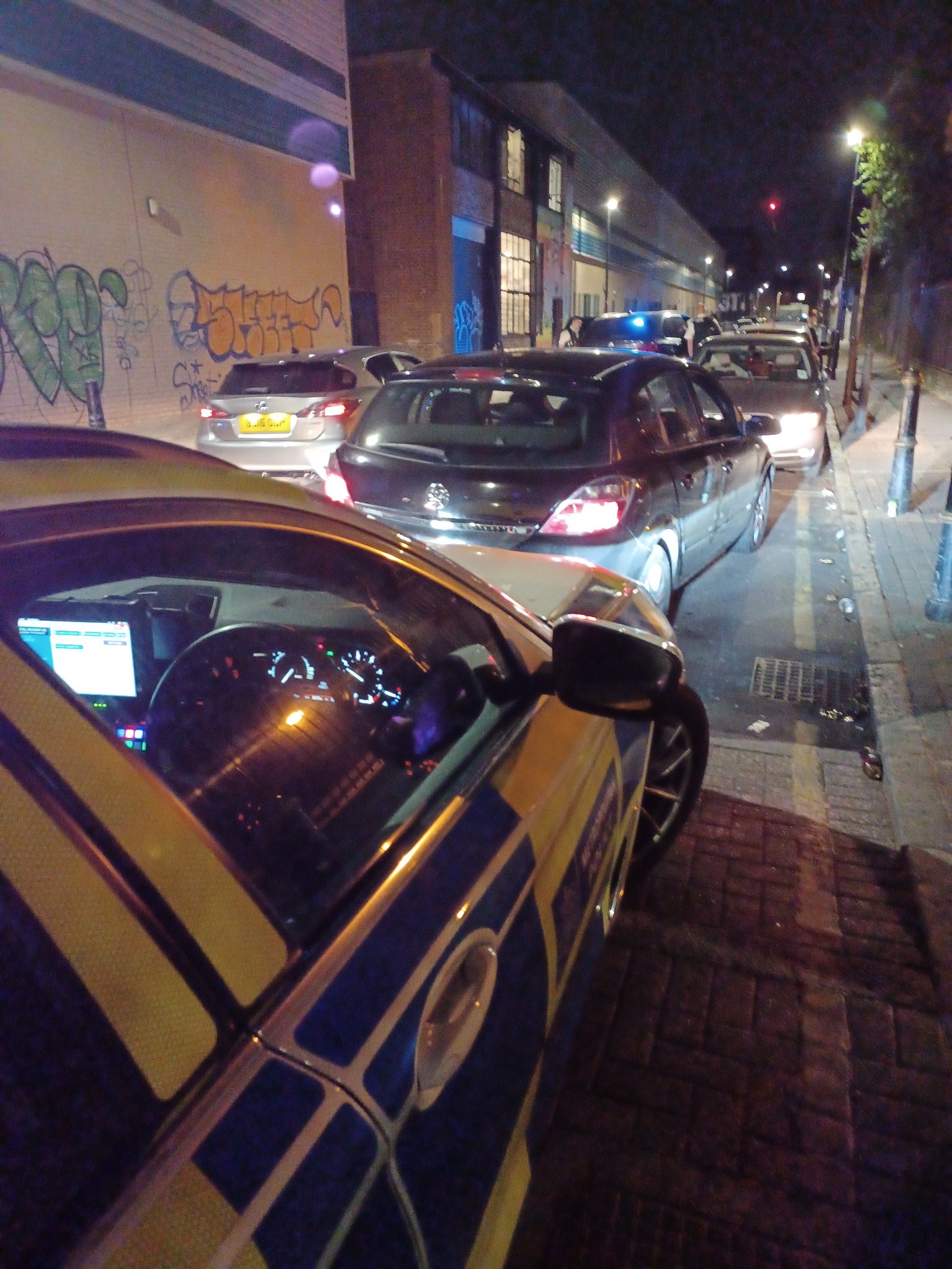 Violent Crime Taskforce on Twitter: "Syndicate 8 out in @MPSTowerHam @MPSHackney tonight. So far ...