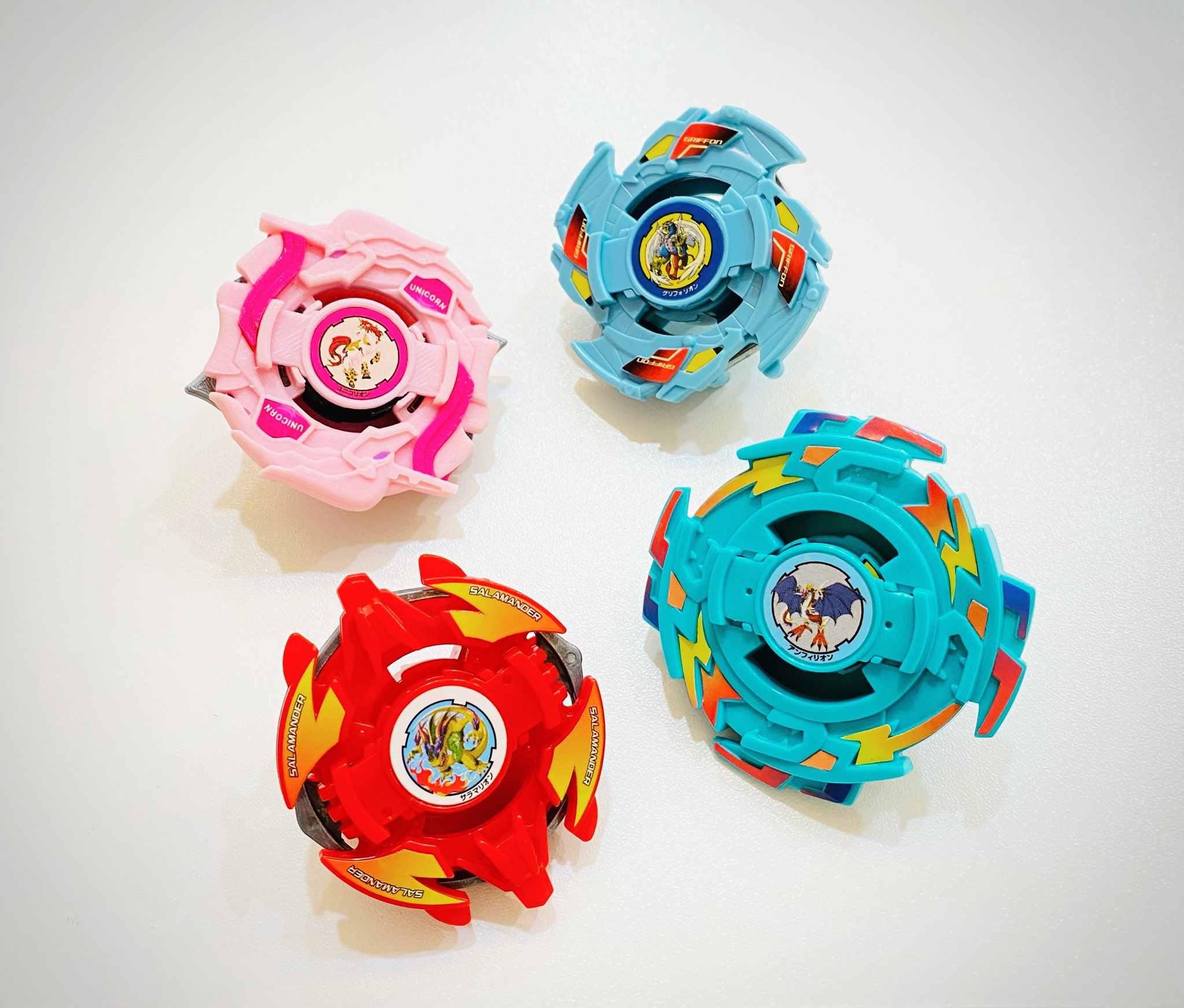 Unicolyon Beyblade