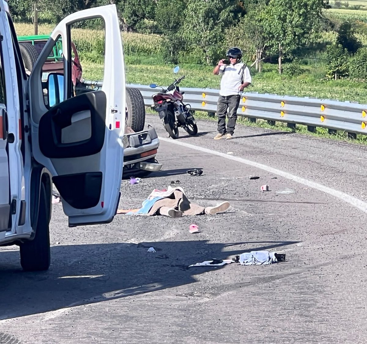 Primer Plano On Twitter Muere Menor Tras Volcadura De Camioneta