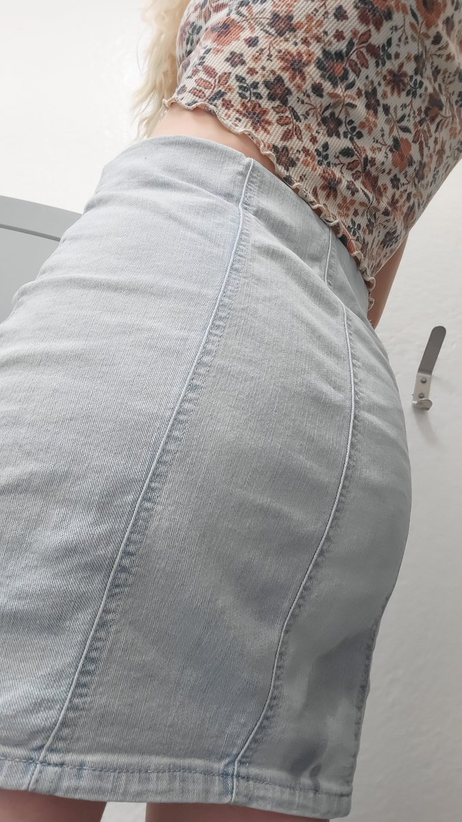 Whoops 來 Maybe I should've changed a little bit sooner #diapergirls # ...