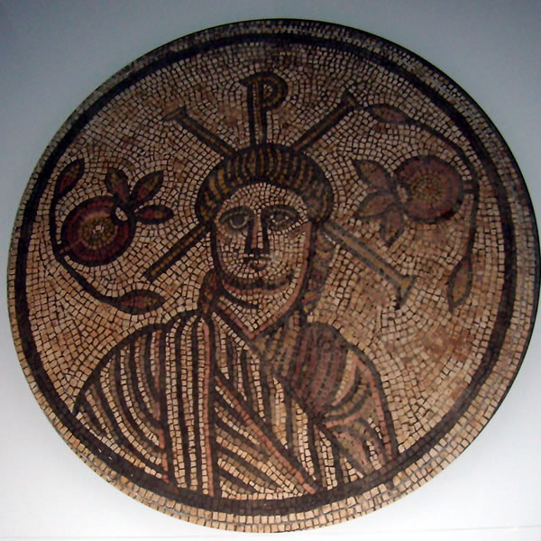 The Christogram or the Sign of Osiris? (A 🧵) "The Cross of Constantine ...