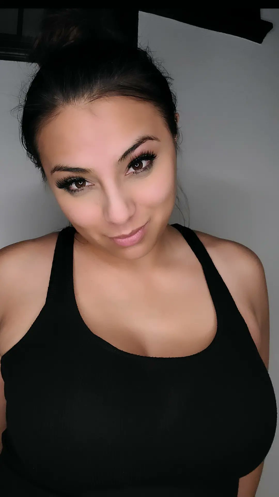 TW Pornstars - Ariel Grind. Twitter. 😉. 1:18 AM - 16 Aug 2022