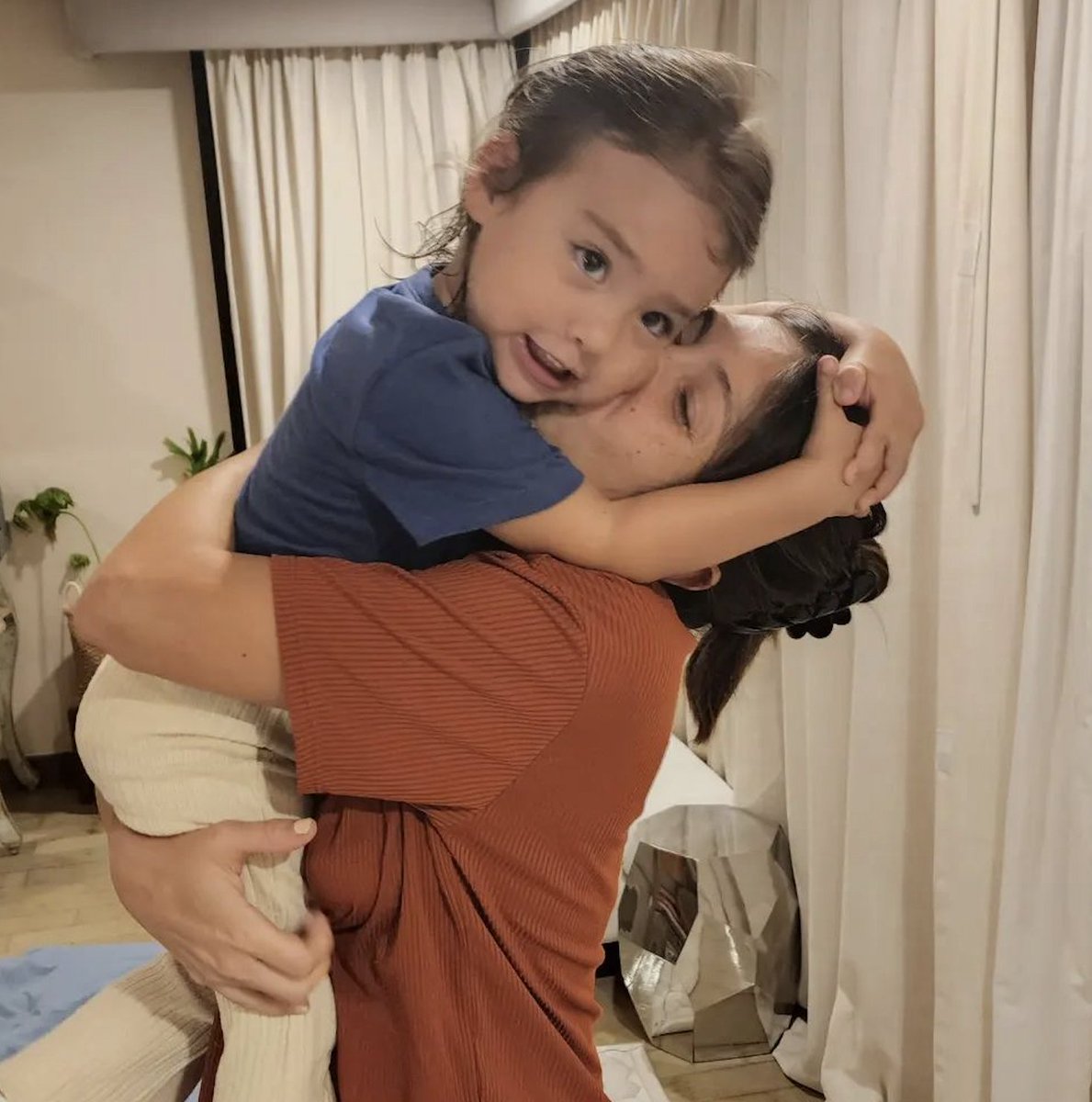 The Philippine Star on Twitter: "RT @philstarlife: Oh, this gorgeous and wacky mom-daughter duo ...