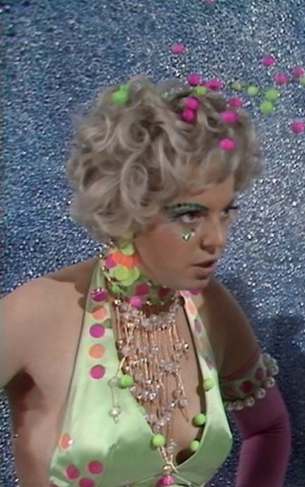 Zoe's feather boa 19K on Twitter: "RT @zoesfeatherboa: Always loved Cheryl Hall's performance as ...