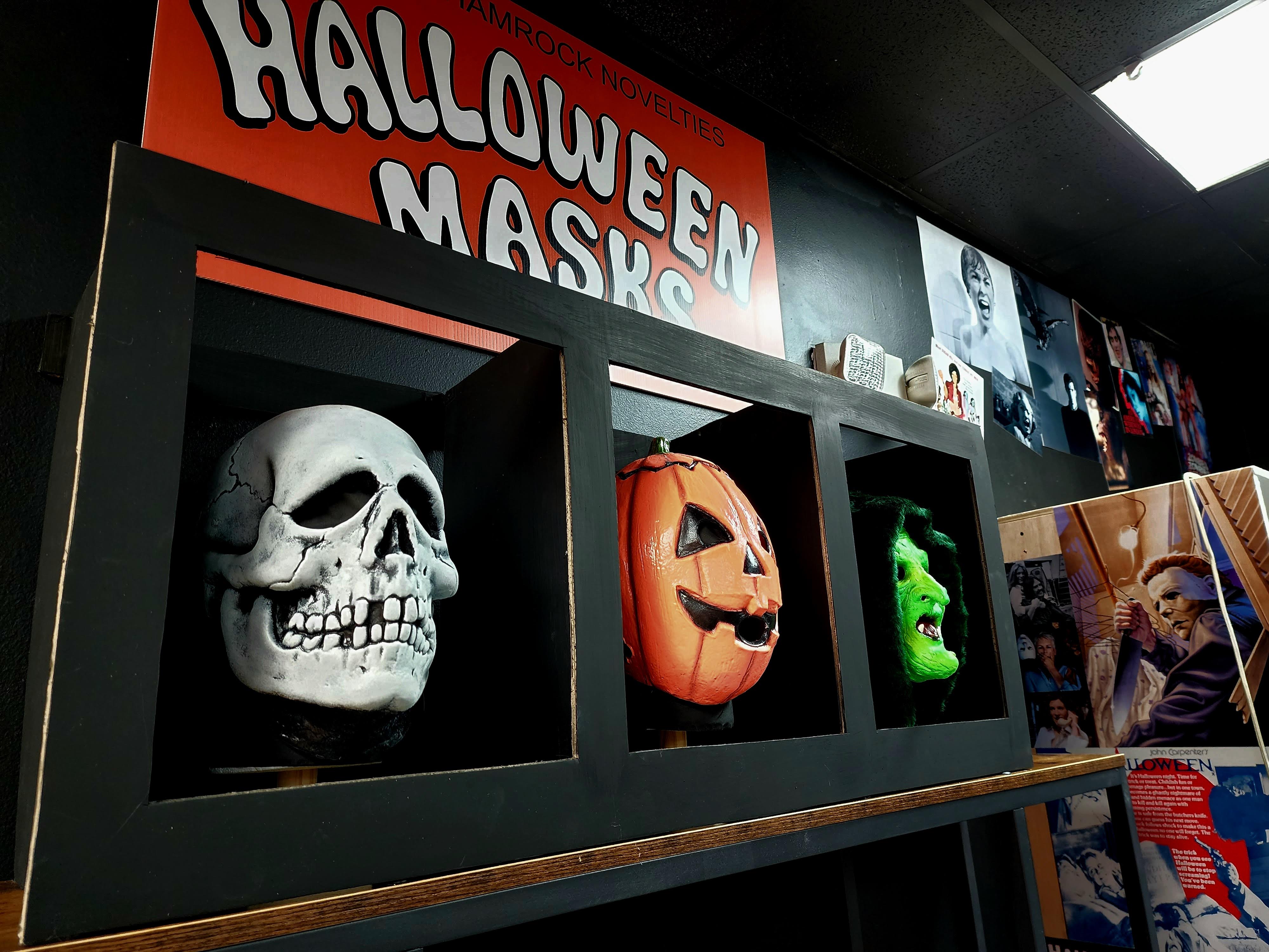 Atomic Horror on Twitter: "There will soon be a new horror store in Orlando, FL. We're working ...