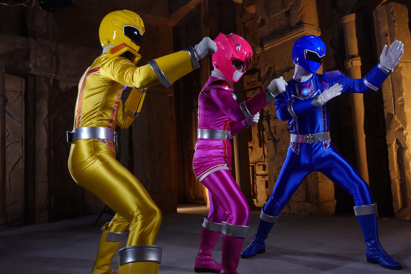 higashimura_sousuke on Twitter: "ZENピクチャーズ作品「伝承戦隊フェアナイツ 復讐姫クイン」ブログに現場スチール04アップ DVD10月28日発売 監督・脚本 ...