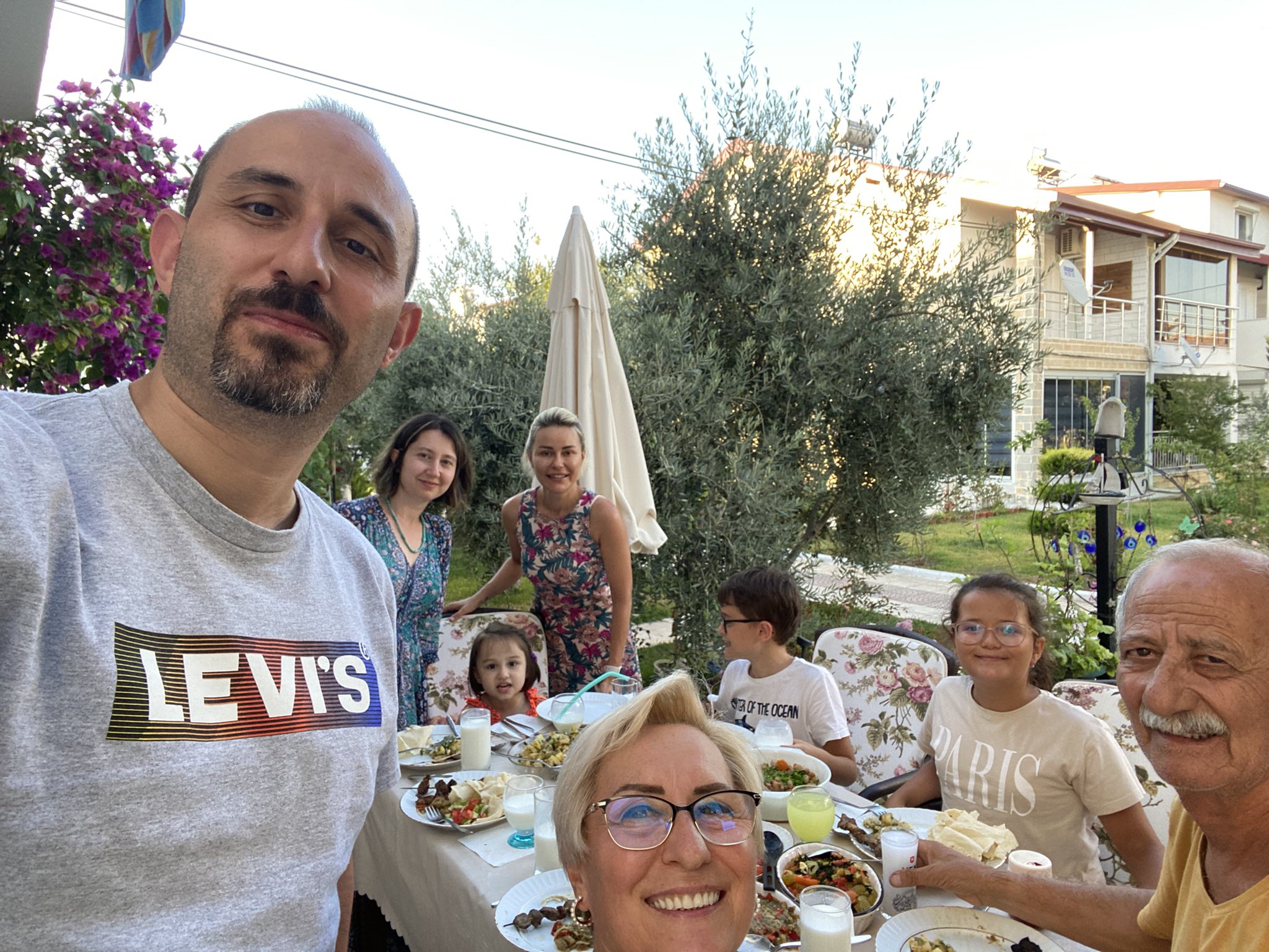 Murat Yildirim on Twitter: "Family time nicely coincides with the acceptance of a new paper ...