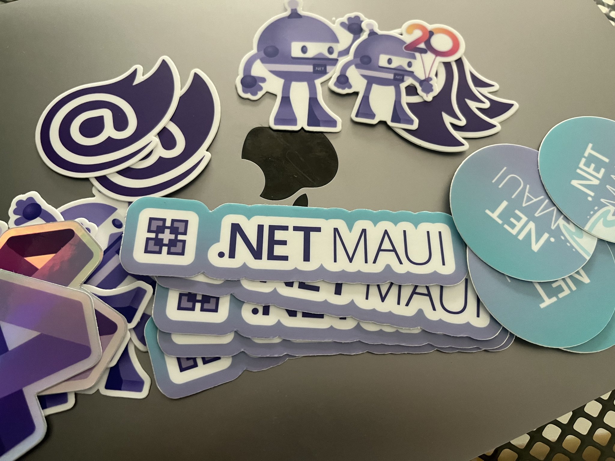 Gerald Versluis on Twitter: "Oooh look what I found in the mail! Thank you @JamesMontemagno! 🥰 ...